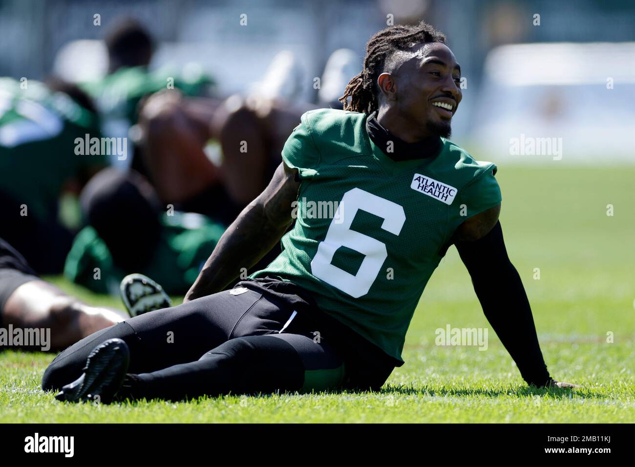 New York Jets safety Jordan Whitehead takes part in drills at the NFL ...