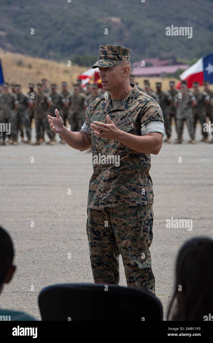 U.S. Marine Corps Sgt. Maj. Nicholas C. Elliott, the outgoing sergeant ...