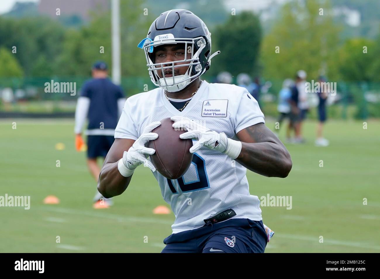 Tennessee Titans wide receiver Treylon Burks takes part in drills ...