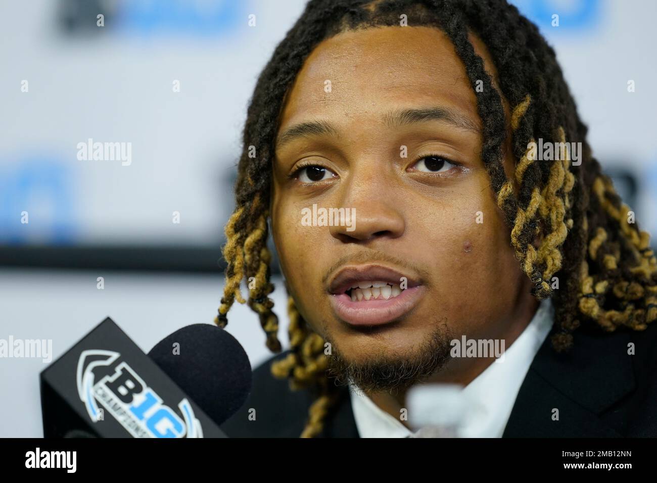 Ohio State safety Ronnie Hickman talks to reporters during an NCAA ...