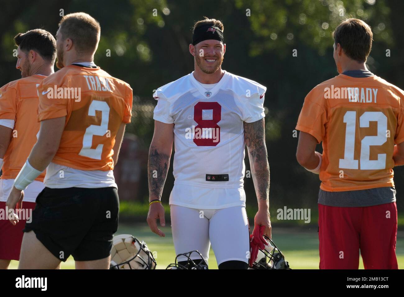 Tampa Bay Buccaneers tight end Kyle Rudolph (8) talks to quarterback ...