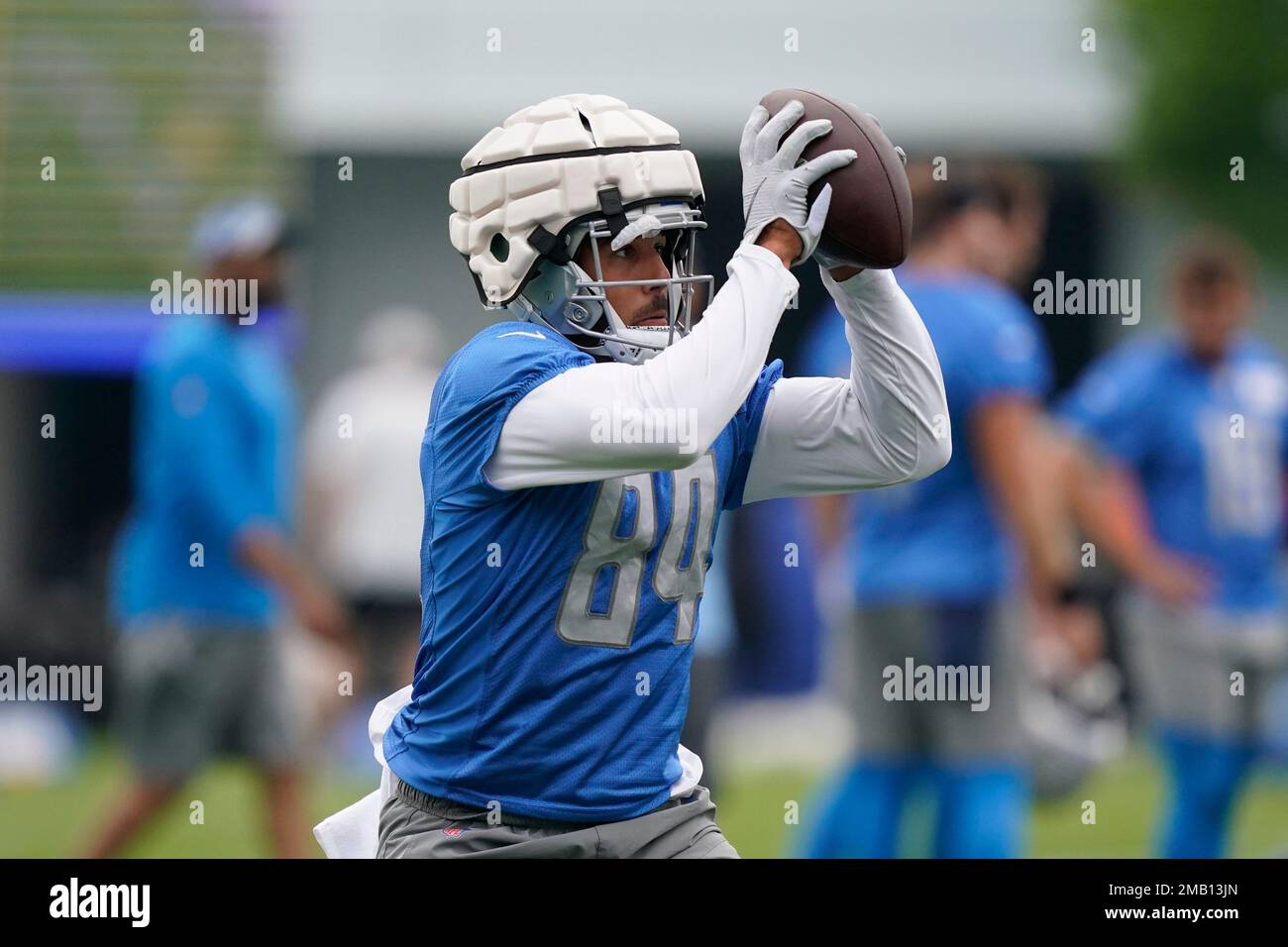 Detroit Lions tight end Shane Zylstra catches during drills at the ...