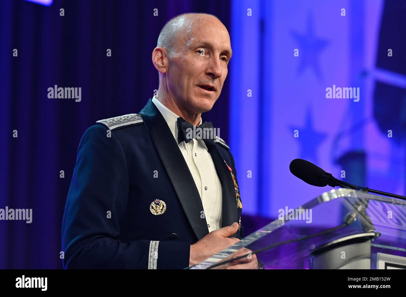 Uso service member of the year hi-res stock photography and images - Alamy
