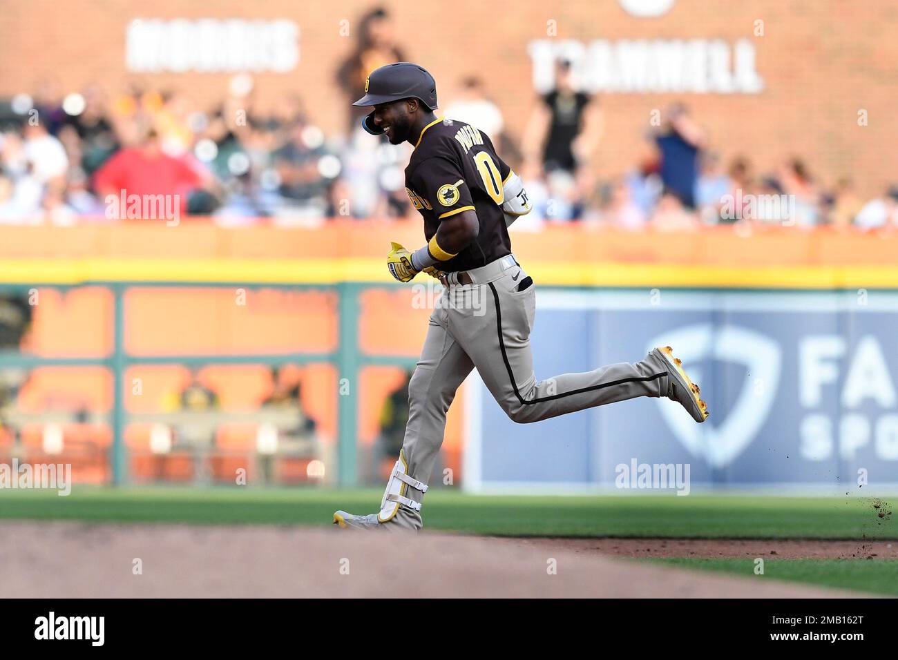 San Diego Padres' Jurickson Profar reacts as he rounds second base ...