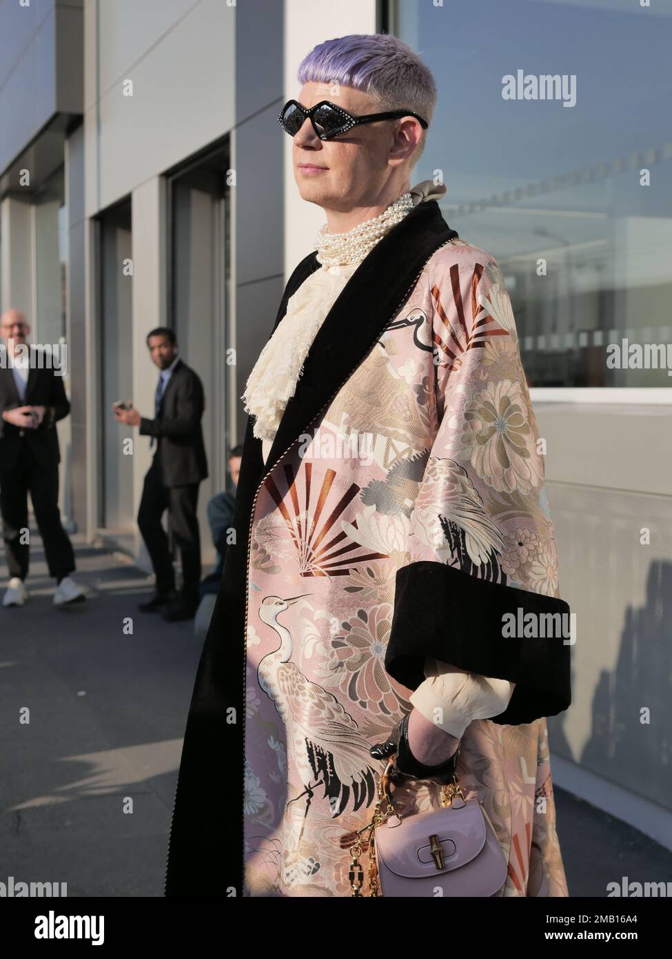 Fashion blogger street style outfit before Gucci Fashion Show at Milan ...