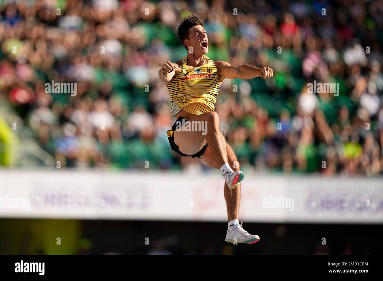 Oleg Zernikel, of Germany, competes in the men's pole vault final at ...