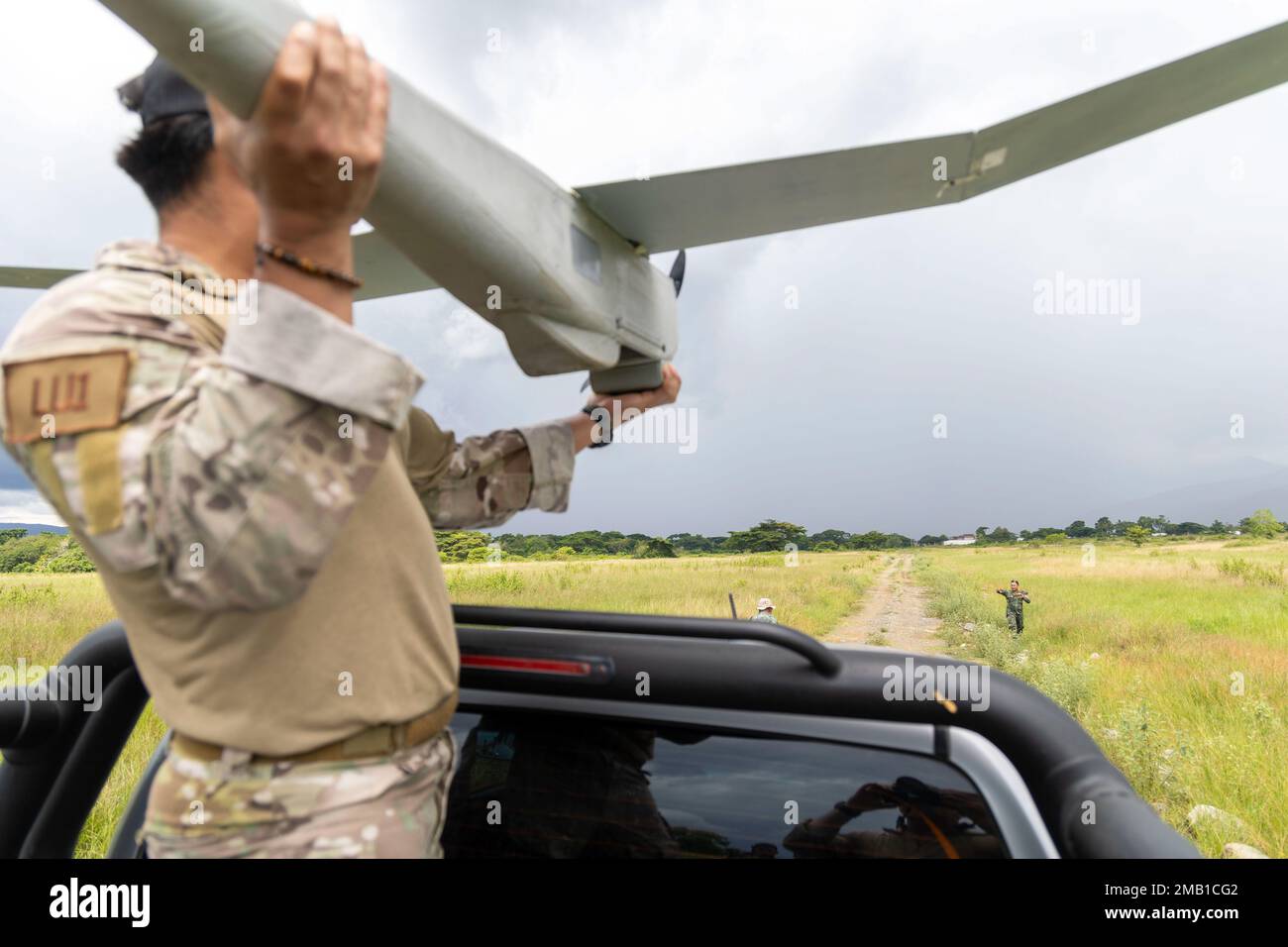 Marine Raiders with Special Operations Task Force 511.2 demonstrate the ...