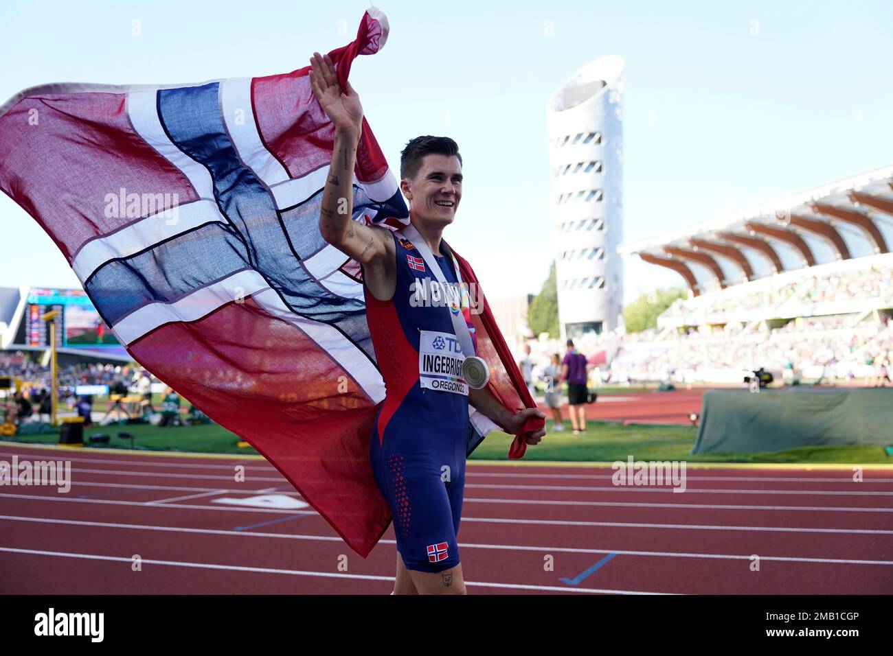 Gold medalist Jakob Ingebrigtsen, of Norway, celebrates after winning ...