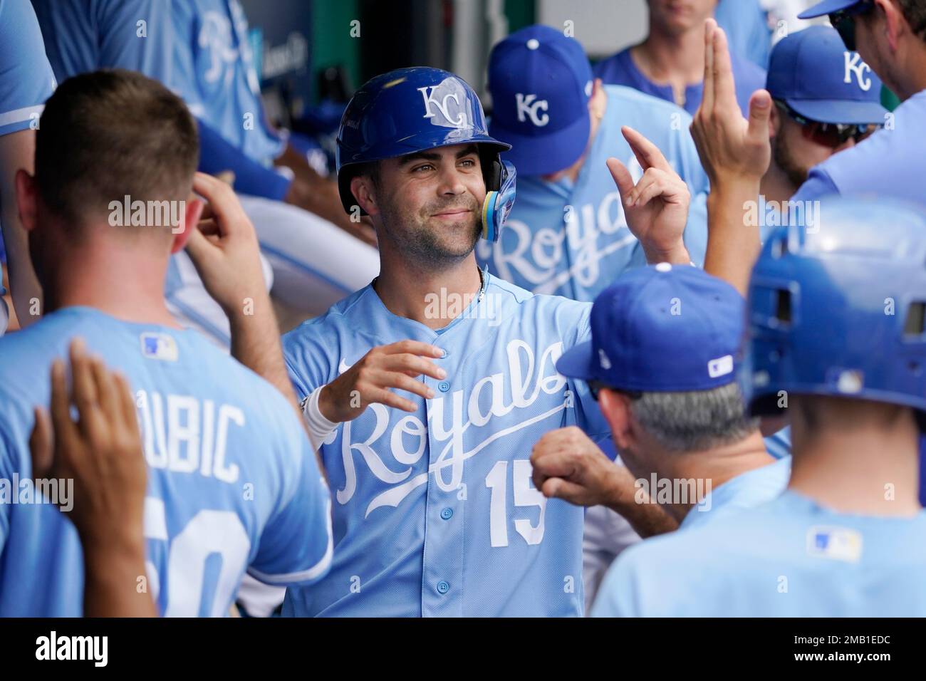 Kansas City Royals Whit Merrifield (15) celebrates with teammates after ...