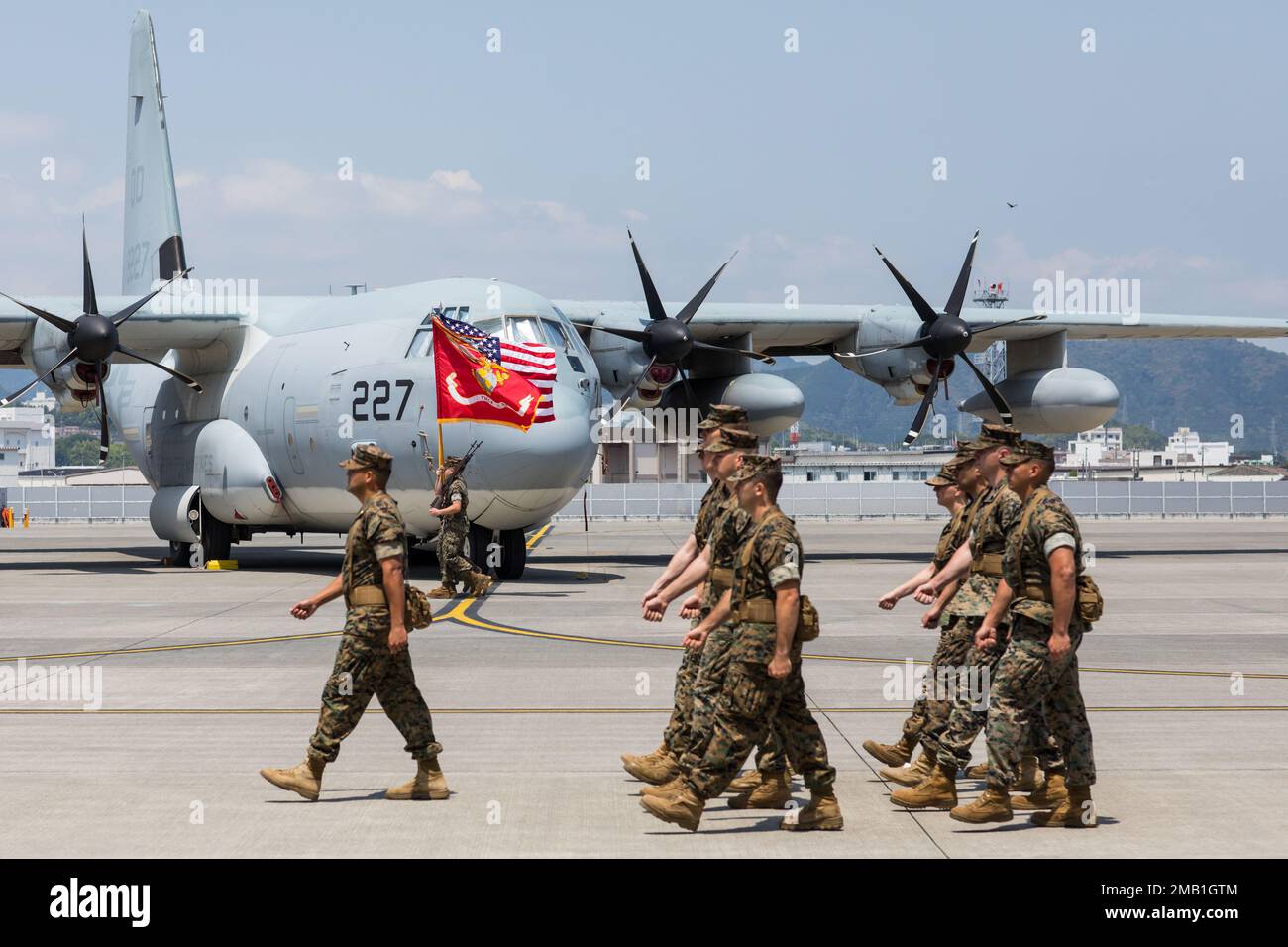 U.S. Marines with Marine Aerial Refueler Transport Squadron (VMGR) 152 ...