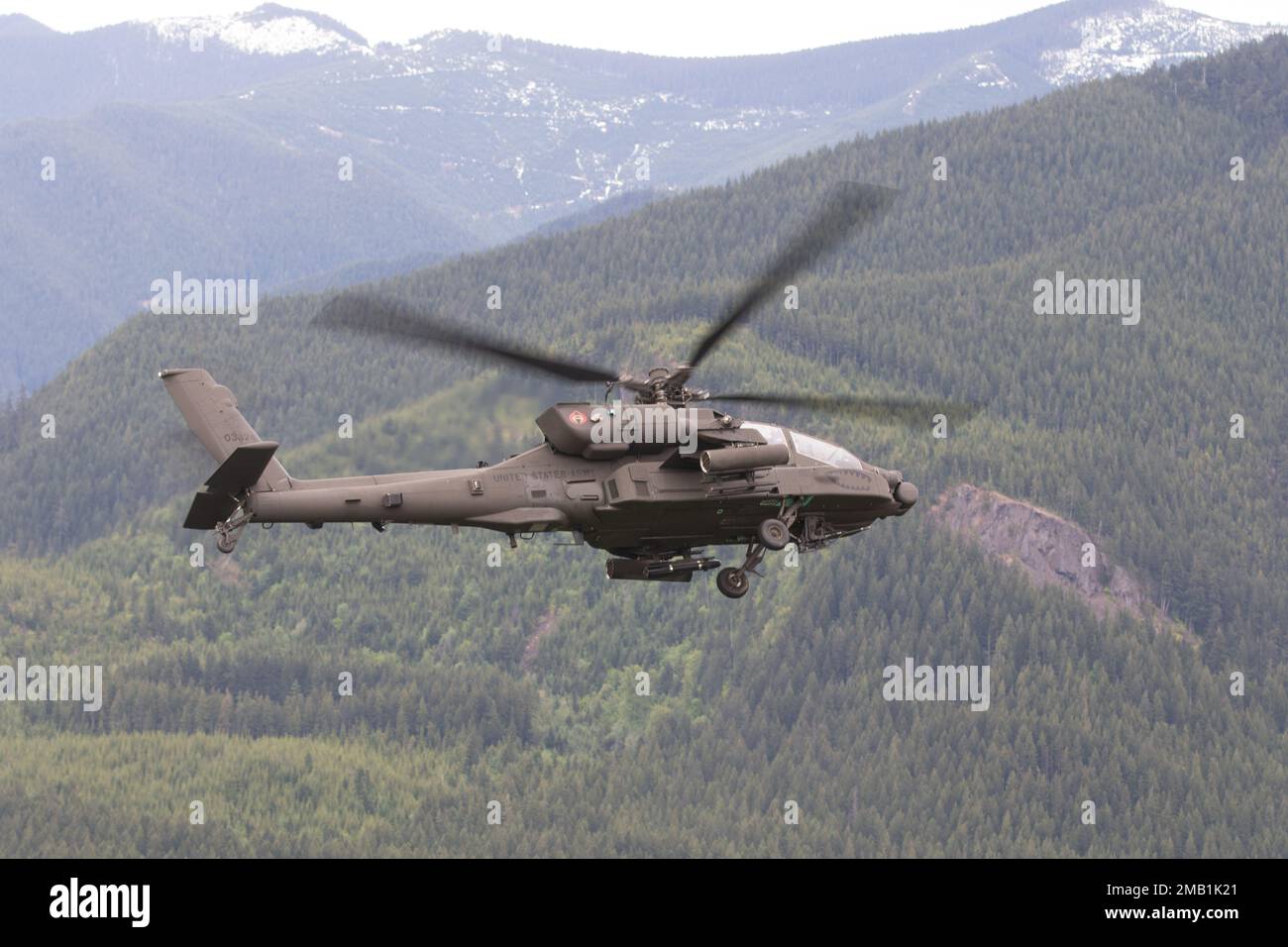 An AH-64E Apache attack helicopter assigned to Alpha Company, 1-229 ...