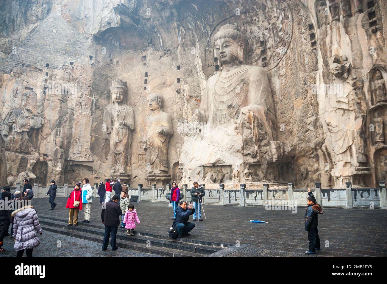 Luoyang, China – 02022009: The The Big Vairocana at Longmen Grottoes in ...