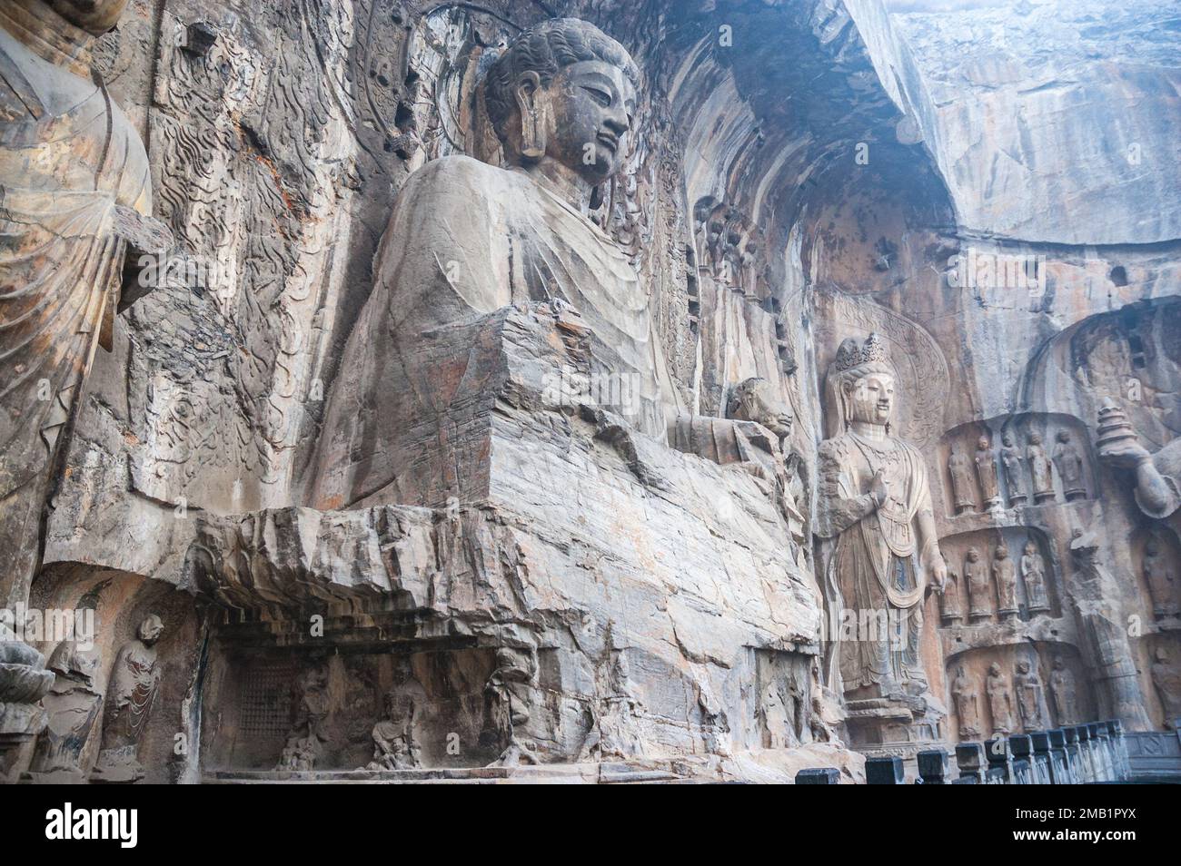 Longmen caves northern hi-res stock photography and images - Alamy