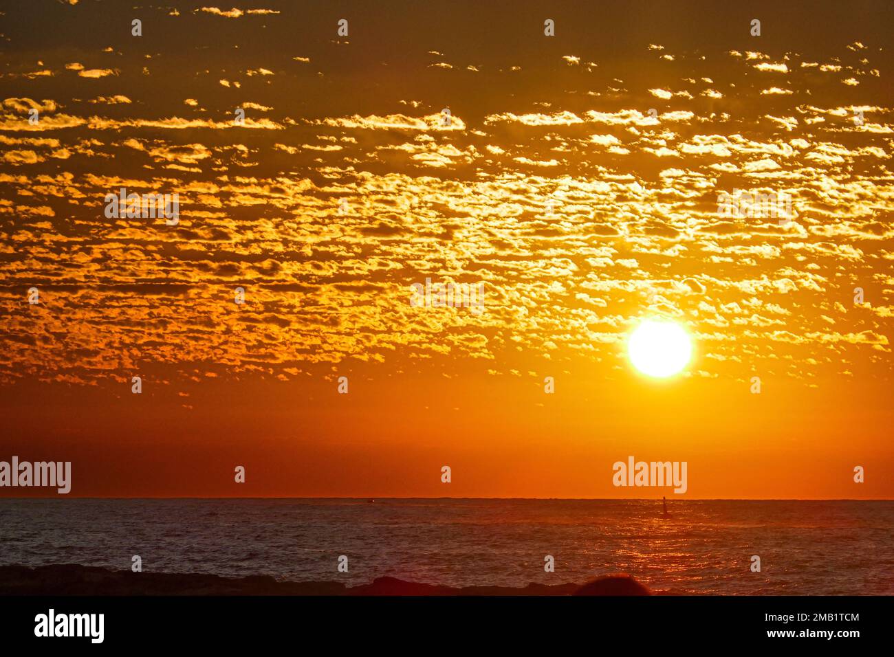 A scenic view of an epic sunset scene over the Arabian Gulf. Dubai ...