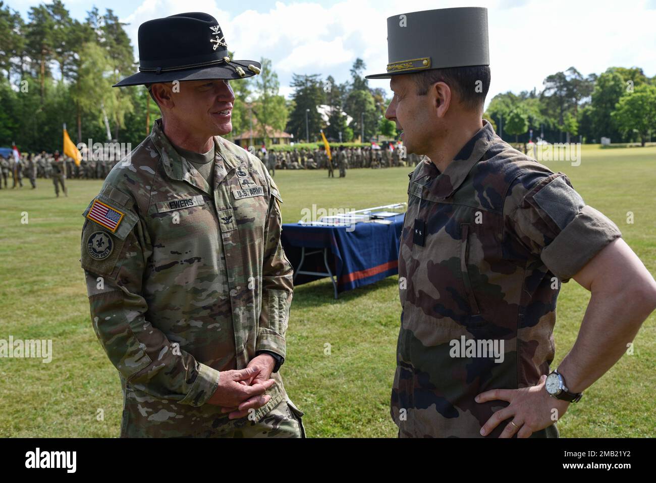 U.S. Army Col. Joseph Ewers, left, outgoing commander of 2nd Cavalry ...