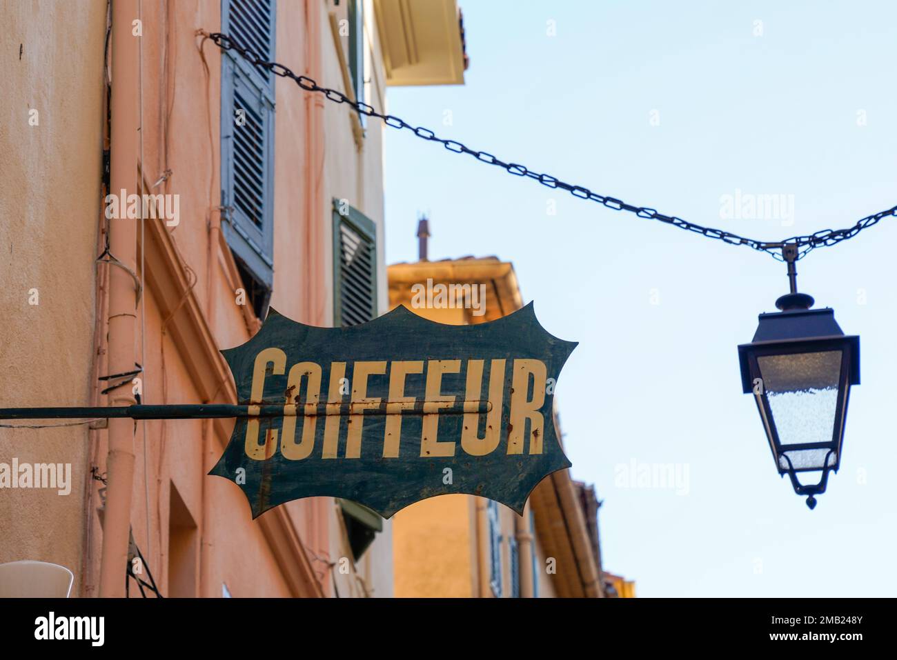 French retro hairdresser sign hi-res stock photography and images - Alamy