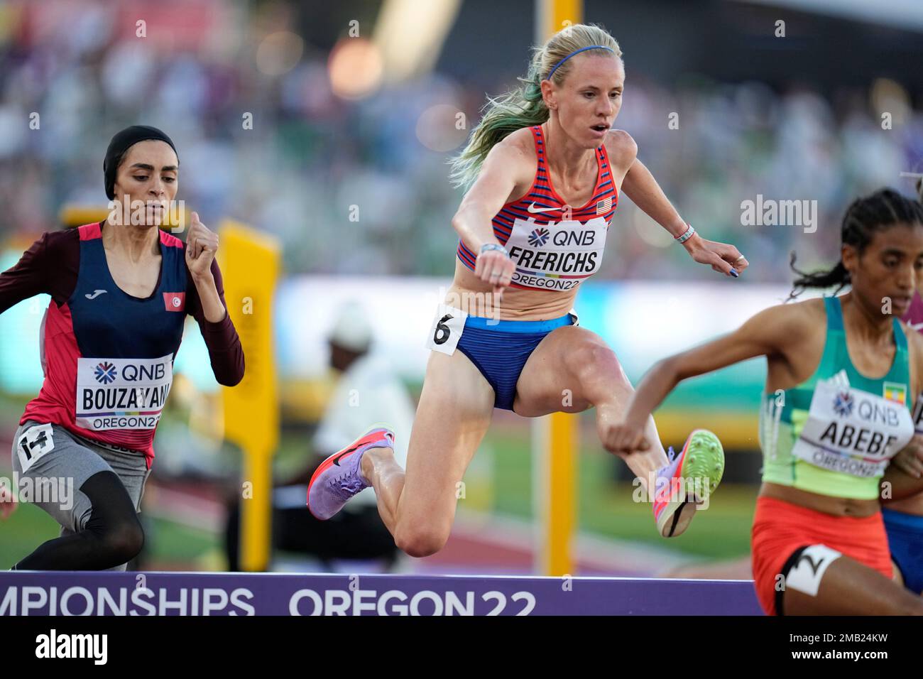 Courtney Frerichs, of the United States, competes in the women's 3000 ...