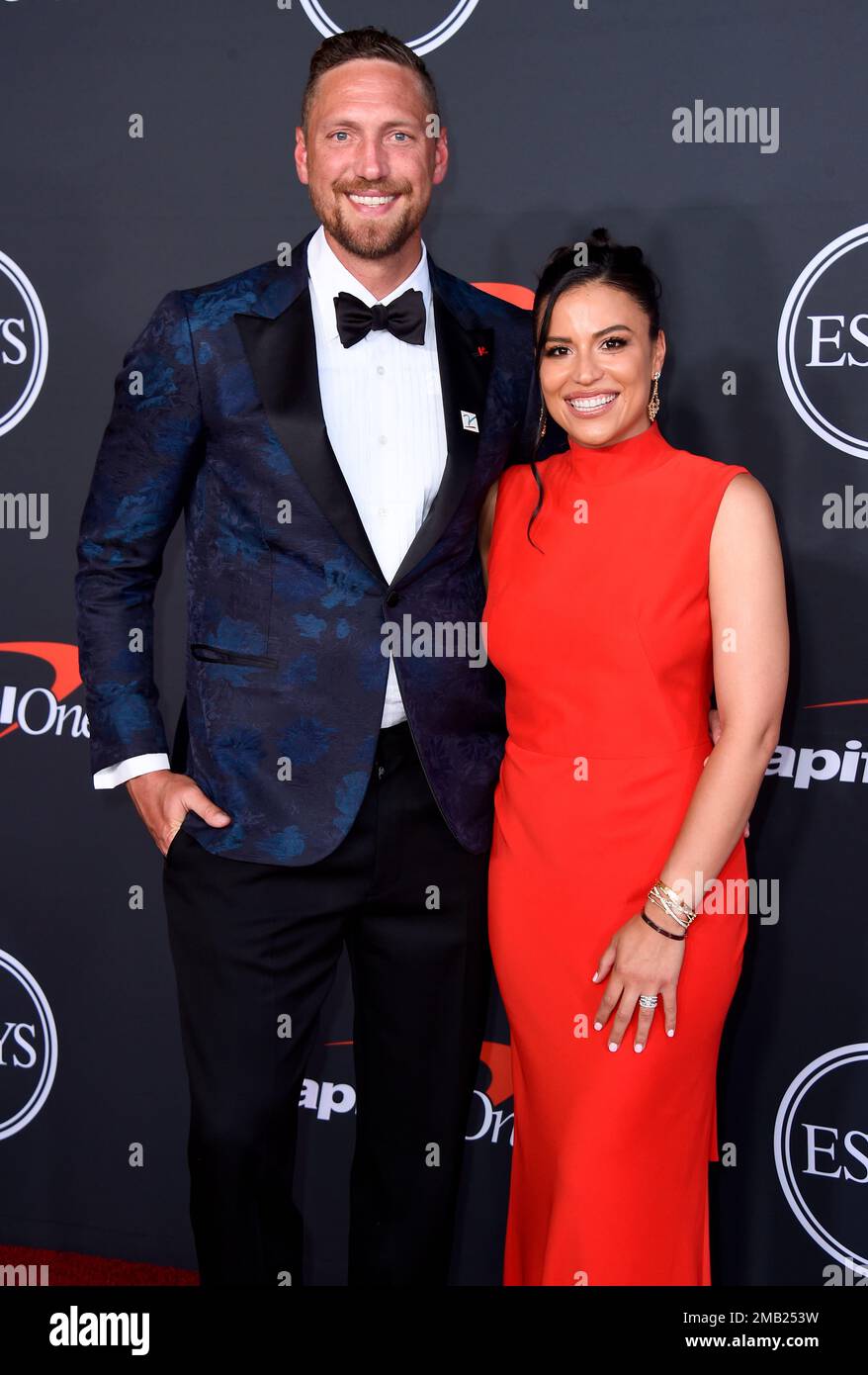 Hunter Pence, left, and Alexis Pence arrive at the ESPY Awards on ...