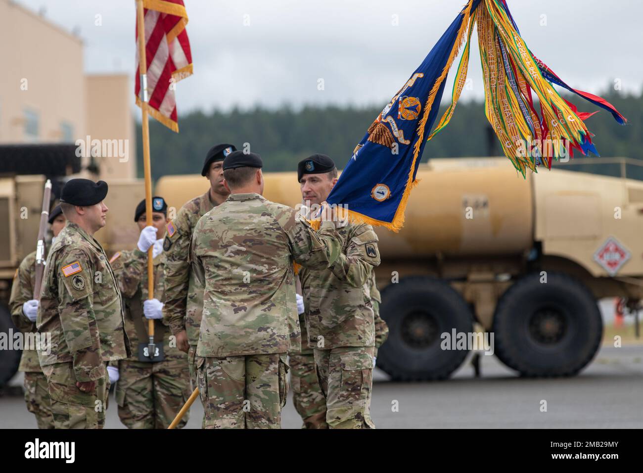 Lt. Col. Kevin Easter relinquishes command of the 1-229th Attack ...