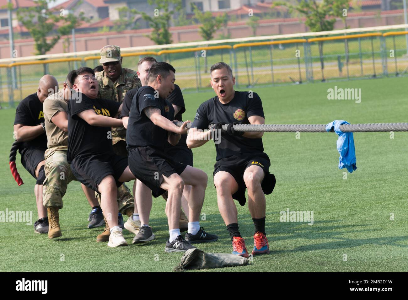 Combined teams of KATUSA and U.S. Soldiers compete against each other ...