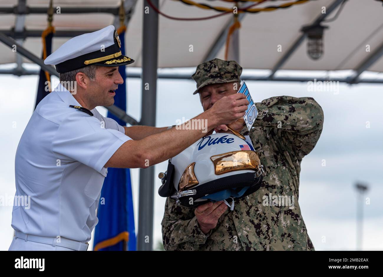 PANAMA CITY, FL (June 10, 2022) 220610-N-OT328-0131 Naval Diving and ...