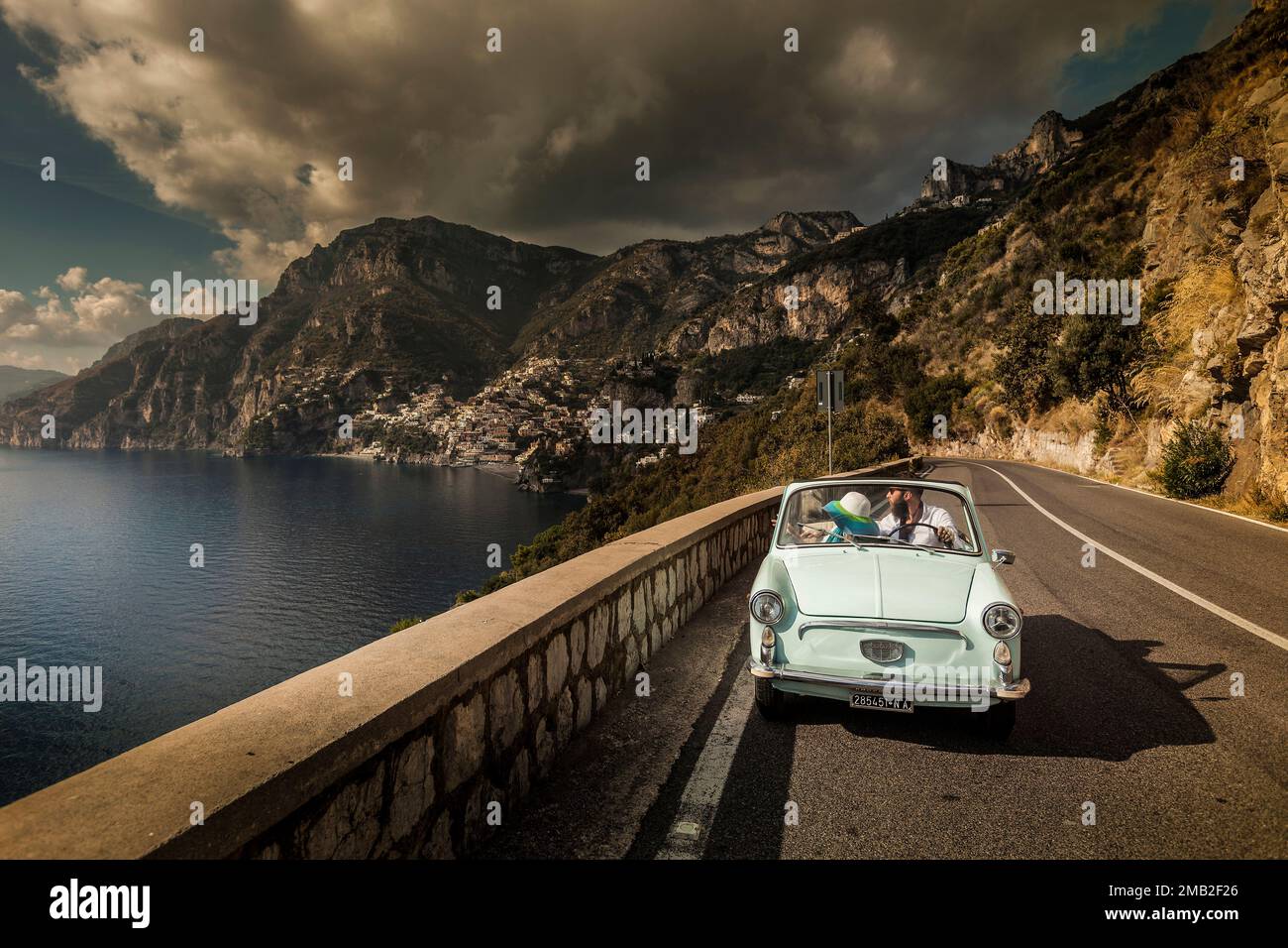 Car road coast amalfi hi-res stock photography and images - Alamy