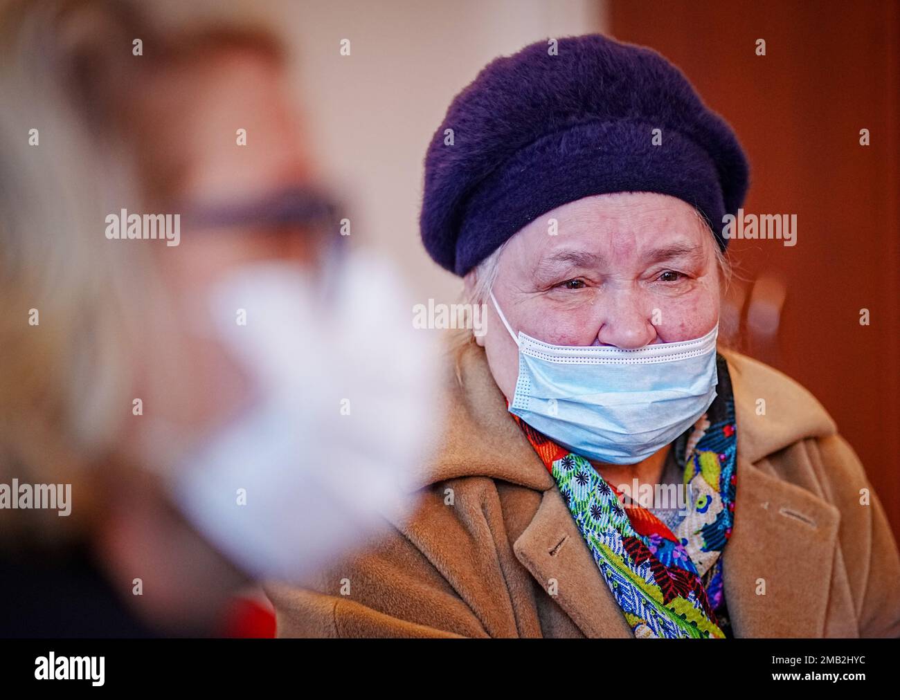 Stefan Voda, Moldova. 20th Jan, 2023. Svenja Schulze (l, SPD), Federal ...