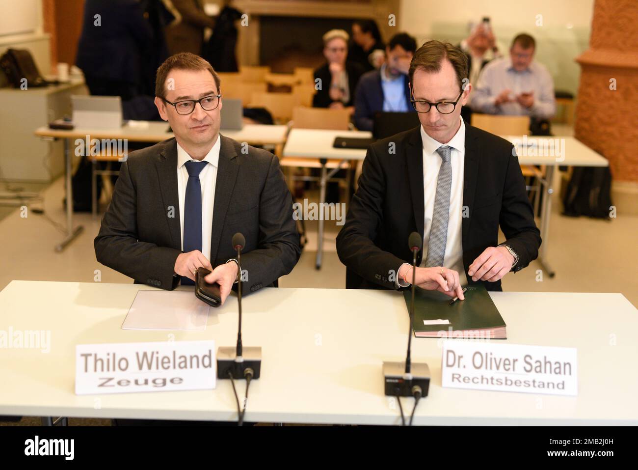 Legal counsel construction hi-res stock photography and images - Alamy