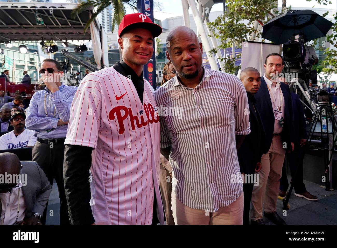 Justin Crawford, left, poses for photos with his father, former MLB ...