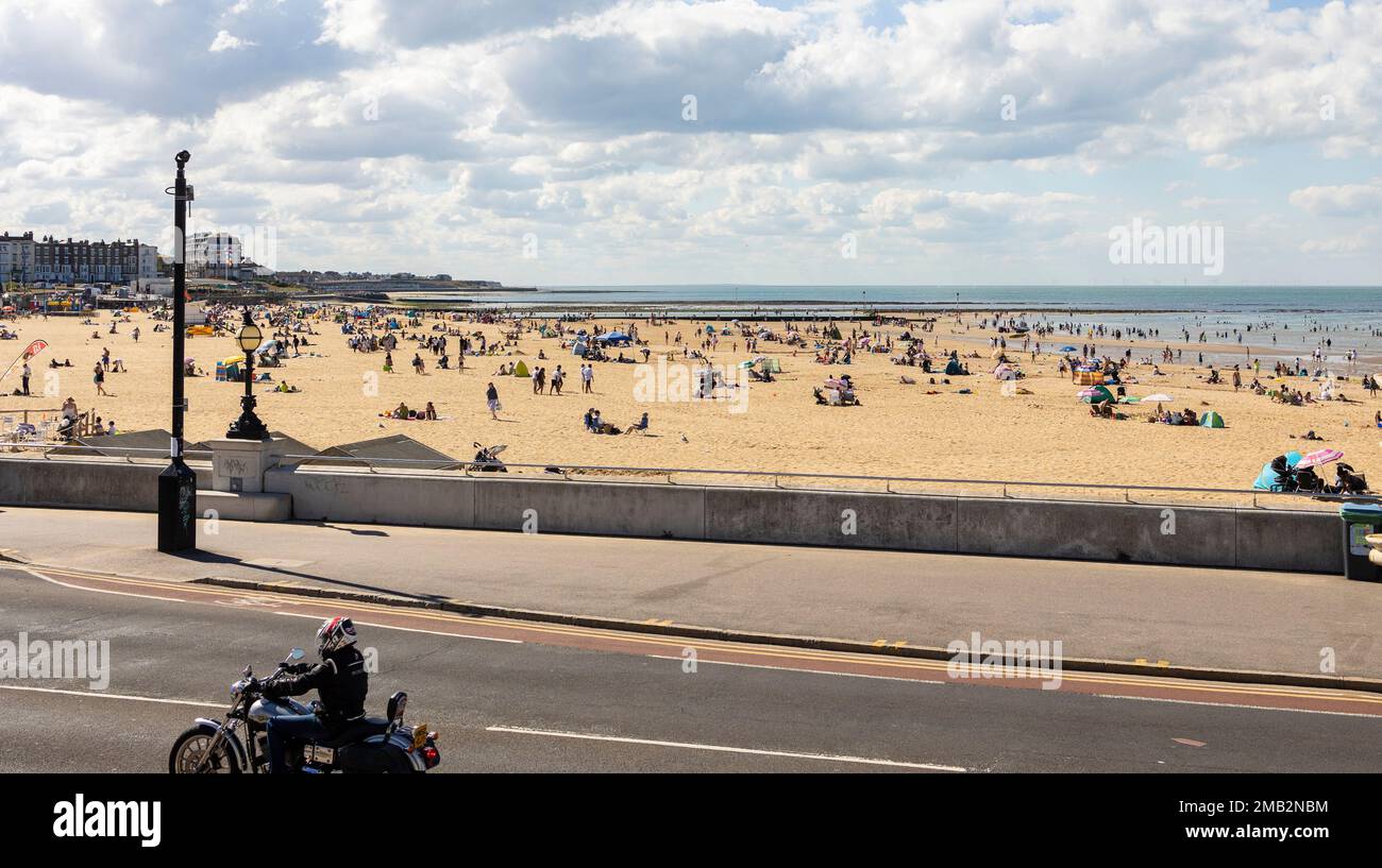 Margate, Kent, united kingdom, august 24 2022 Visitors flock to Margate ...
