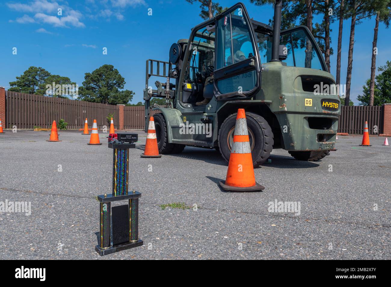 Forklift competition hi-res stock photography and images - Alamy