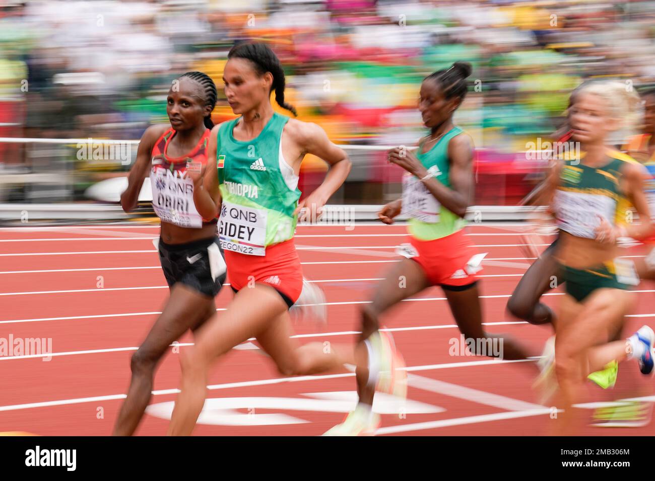 Letesenbet Gidey, of Ethiopia, wins the women's 10000-meter run final ...