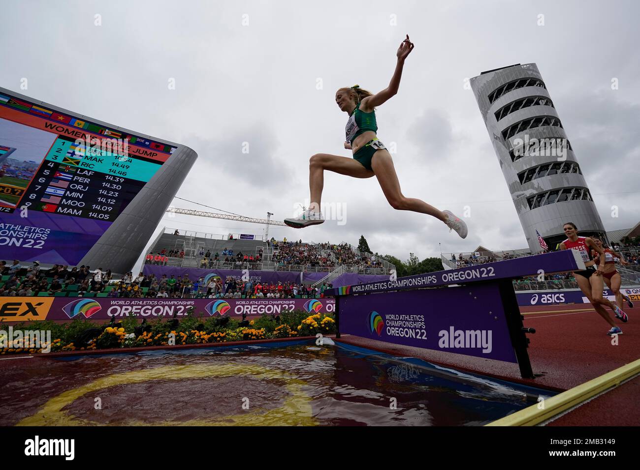 Amy Cashin, of Australia, competes during a heat in the women's 3000 ...