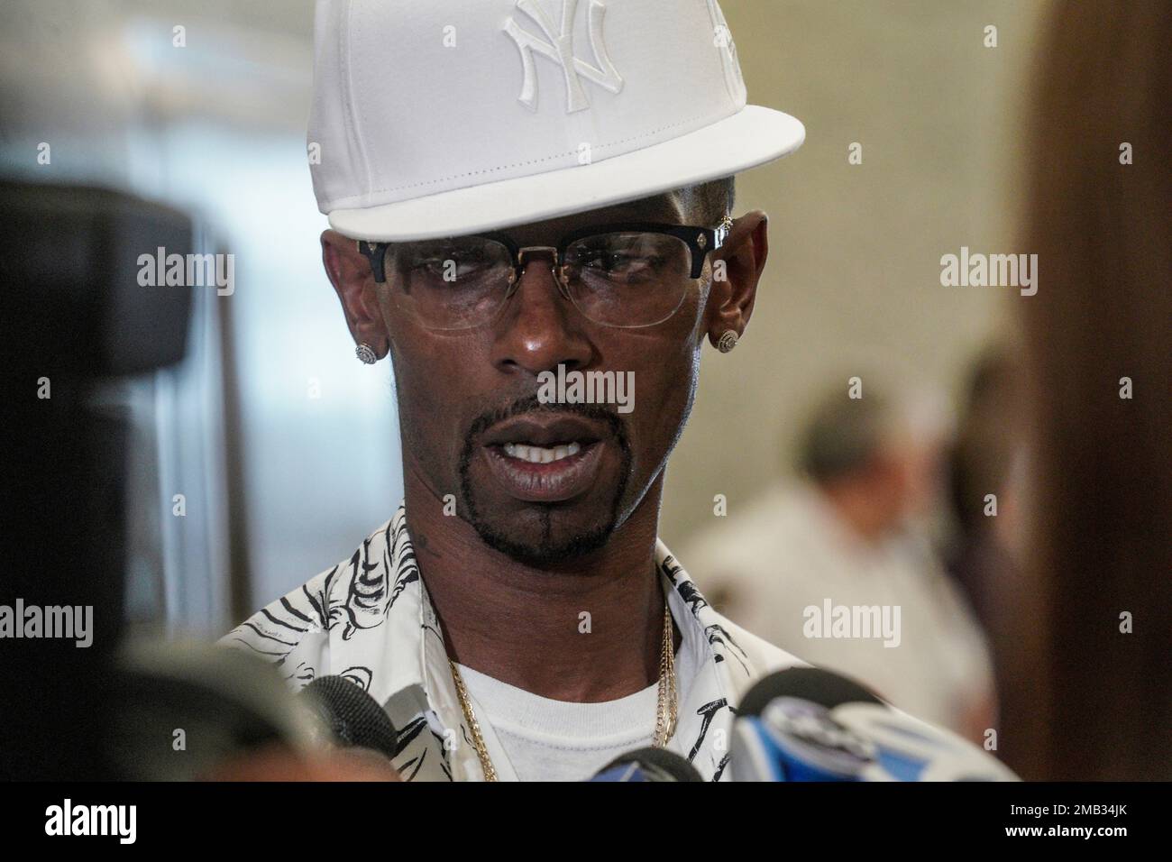 Vincent Ellerbe speaks with press following his exoneration hearing at ...