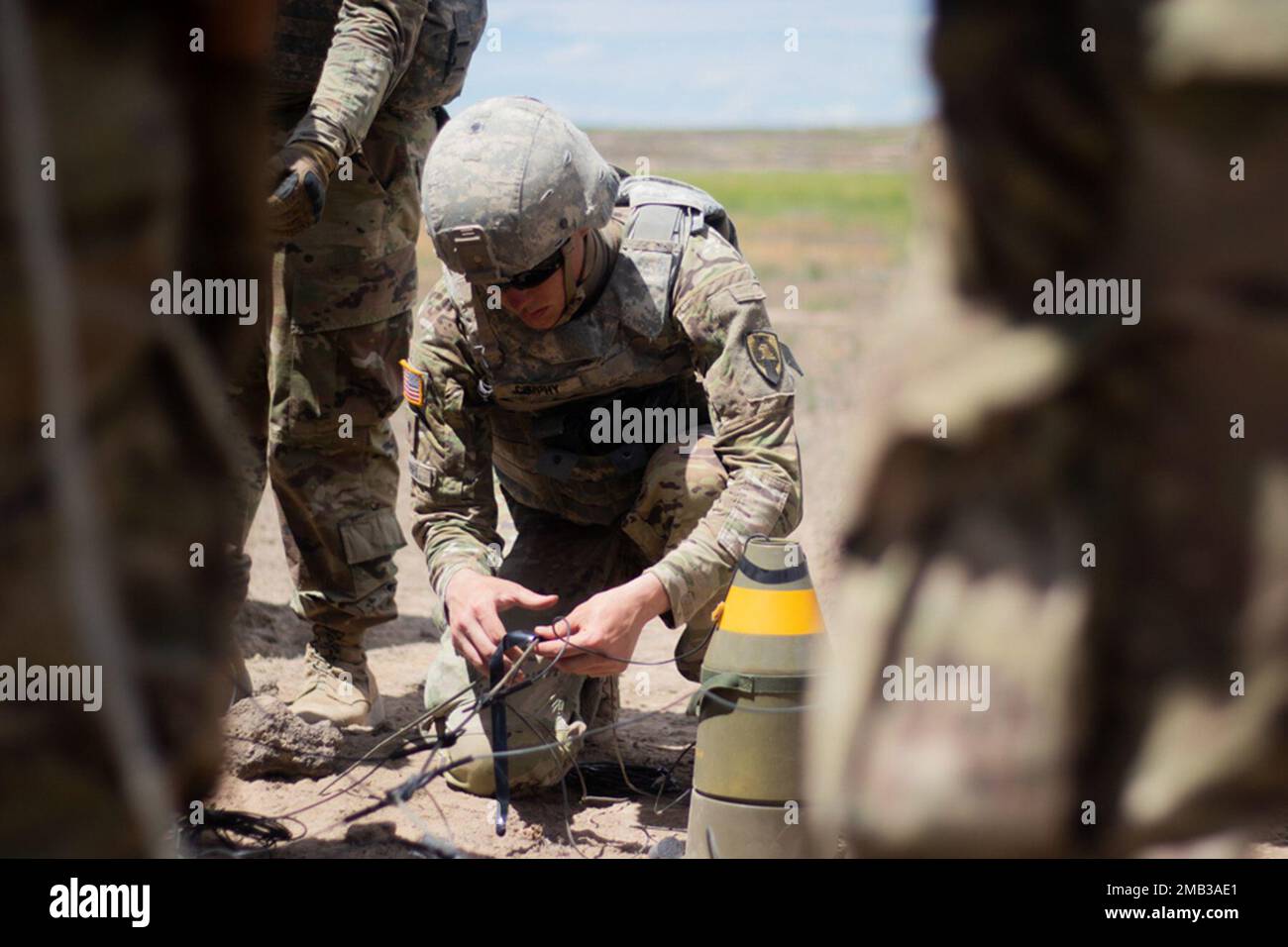 Shaped charge hi-res stock photography and images - Alamy