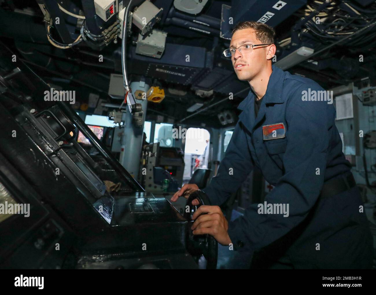 PHILIPPINE SEA (June 10, 2022) Boatswain’s Mate Seaman Patrick Seyler ...