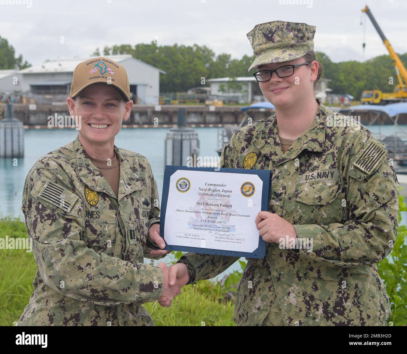 Navy coxswain training hi-res stock photography and images - Alamy