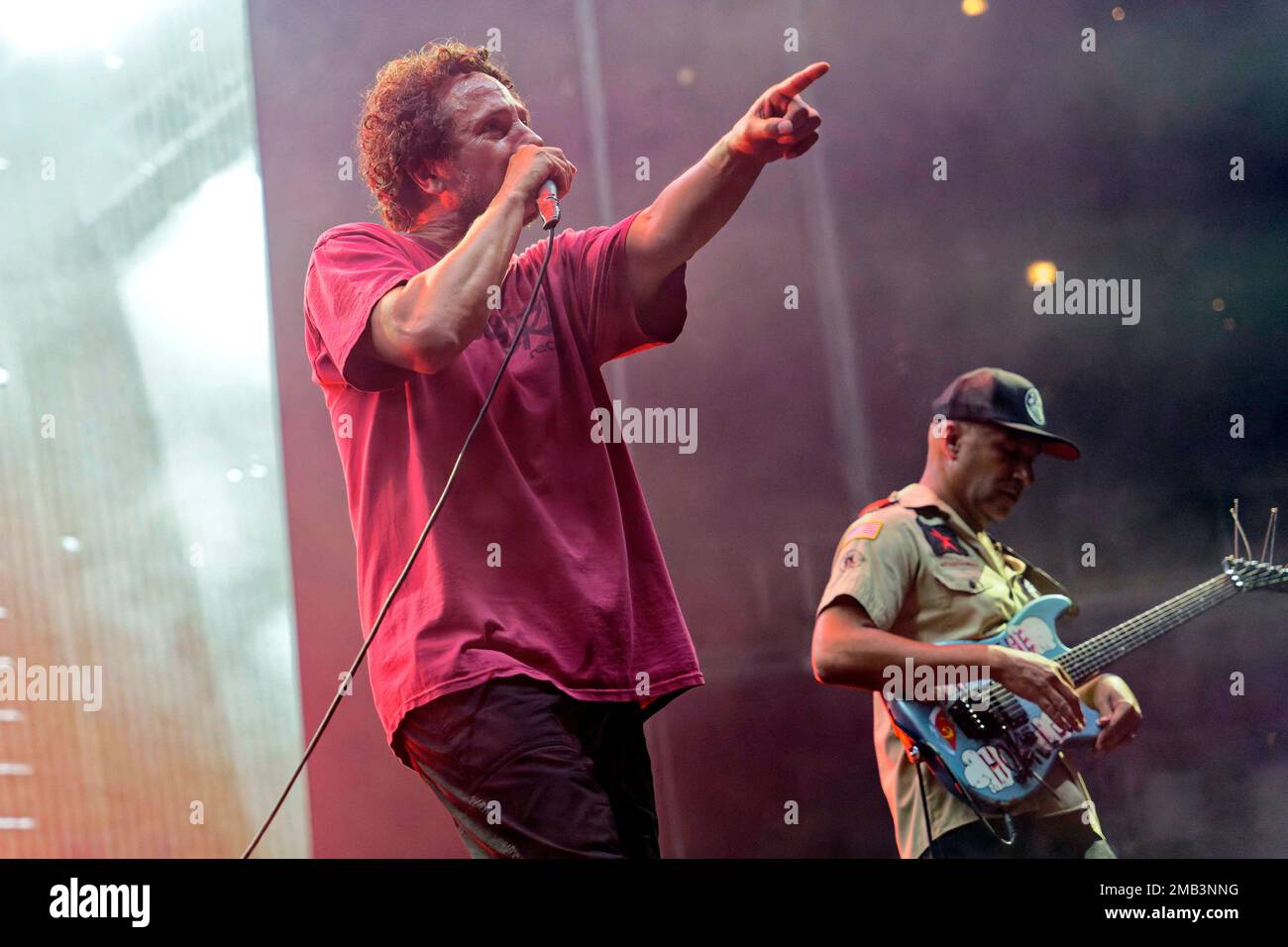 Zack de la Rocha, left, and Tom Morello of Rage Against The Machine ...