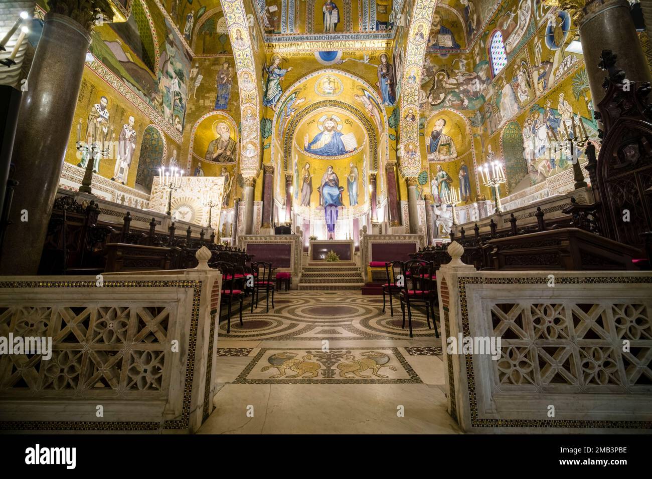 Painted ceilings and arches of the Palatine Chapel, Capella Palatina ...