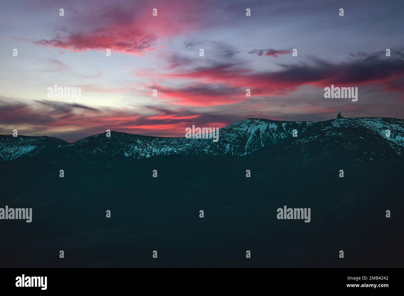 Panorama giant mountains hi-res stock photography and images - Alamy