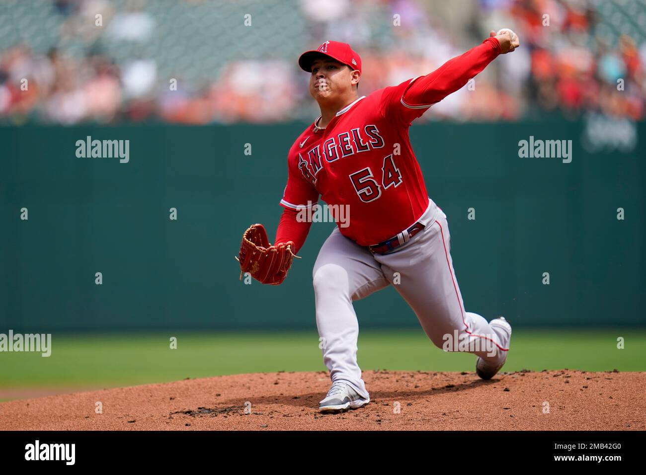 Los Angeles Angels starting pitcher Jose Suarez throws a pitch to the ...