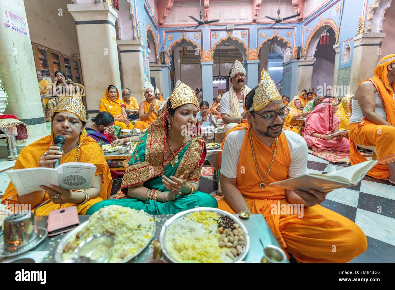 Jain devotees offer special prayers on the occasion of Chaturmas puja ...