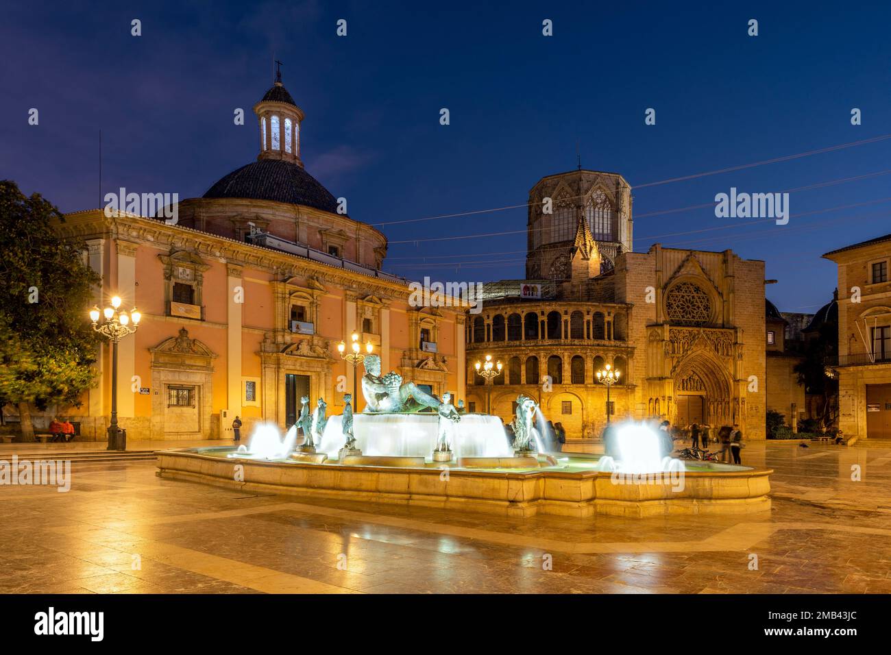Plaza de la Virgen, Valencia, Valencian Community, Spain Stock Photo ...