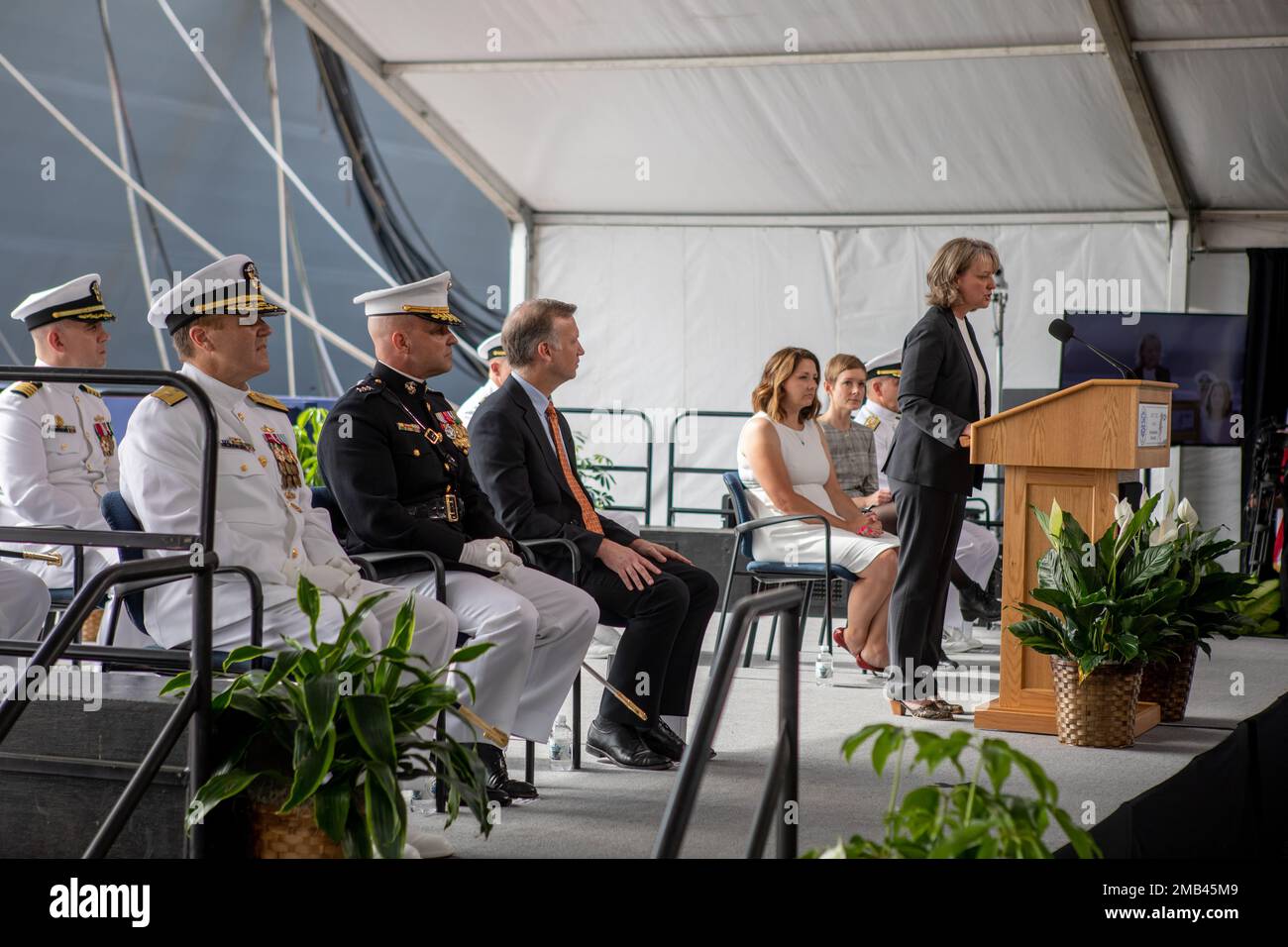 Uss mccool hi-res stock photography and images - Alamy