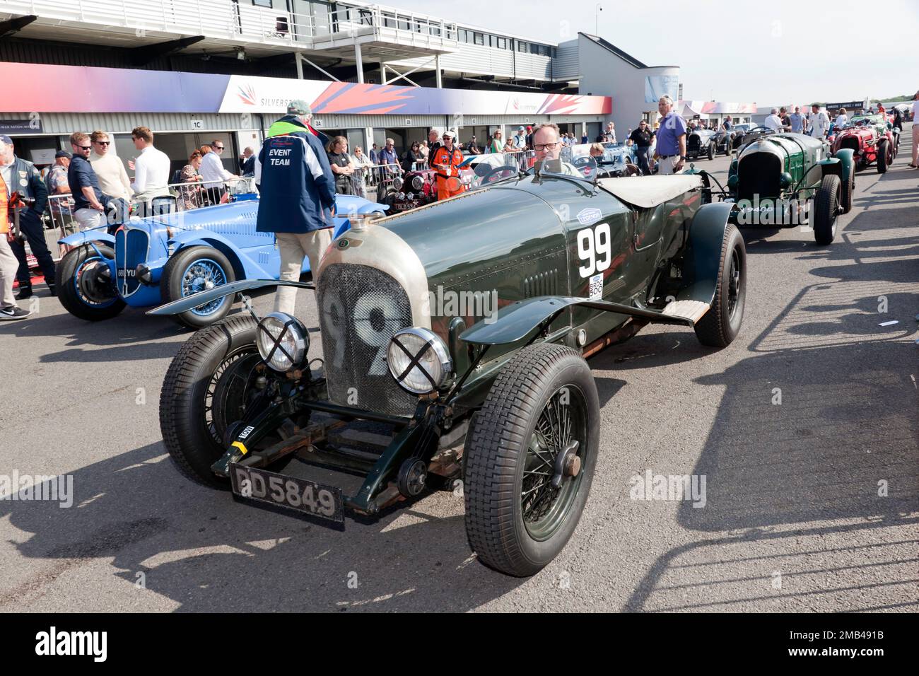 Three-quarters front view of Ewen Getley's Green, 1924, Bentley3/4.5L ...