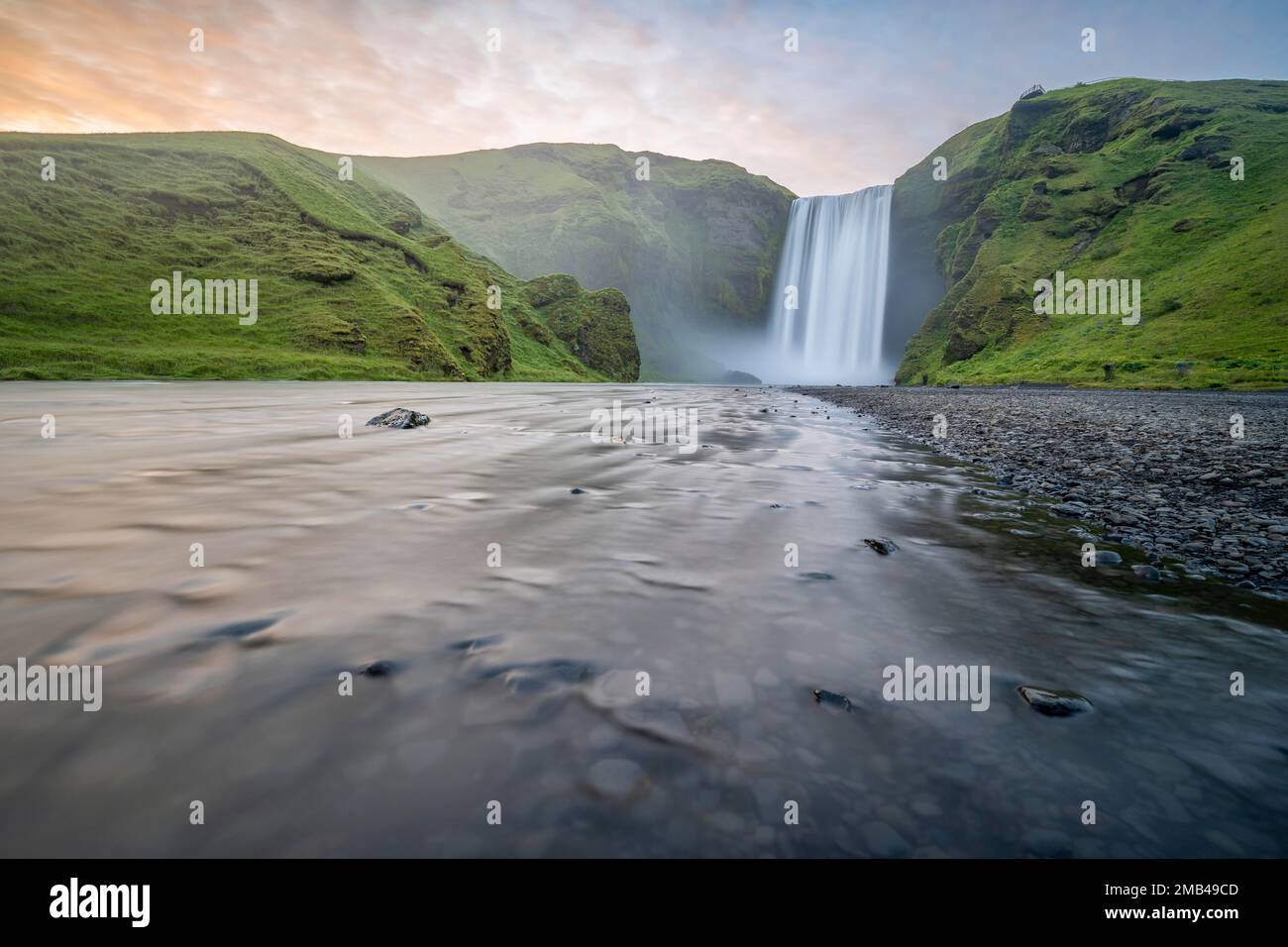 Long exposure, Skoga river, Skogafoss waterfall, atmospheric sunset ...