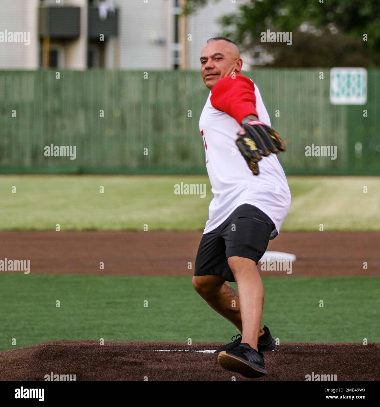 Brig. Gen. Niave Knell, Command Sgt. Maj. Alber Serrano and Fort Riley ...