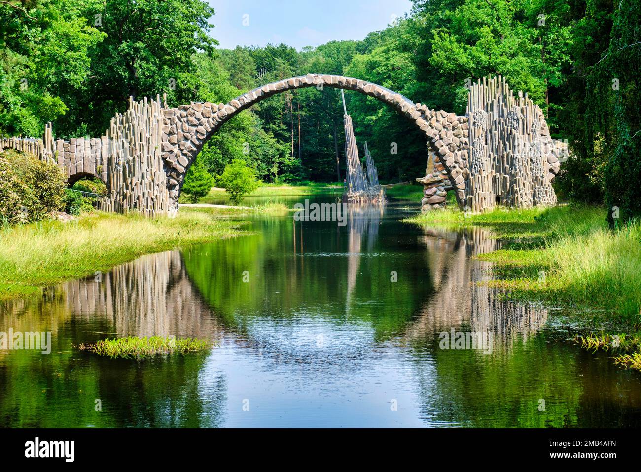 Rakotz Bridge, also Devil's Bridge, and basalt columns, the organ, in ...