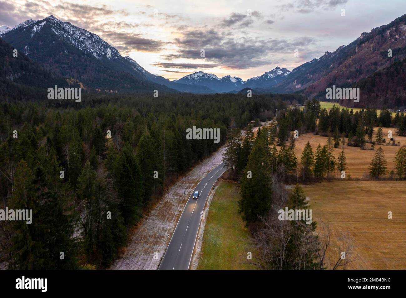Mountain valley aerial hi-res stock photography and images - Alamy