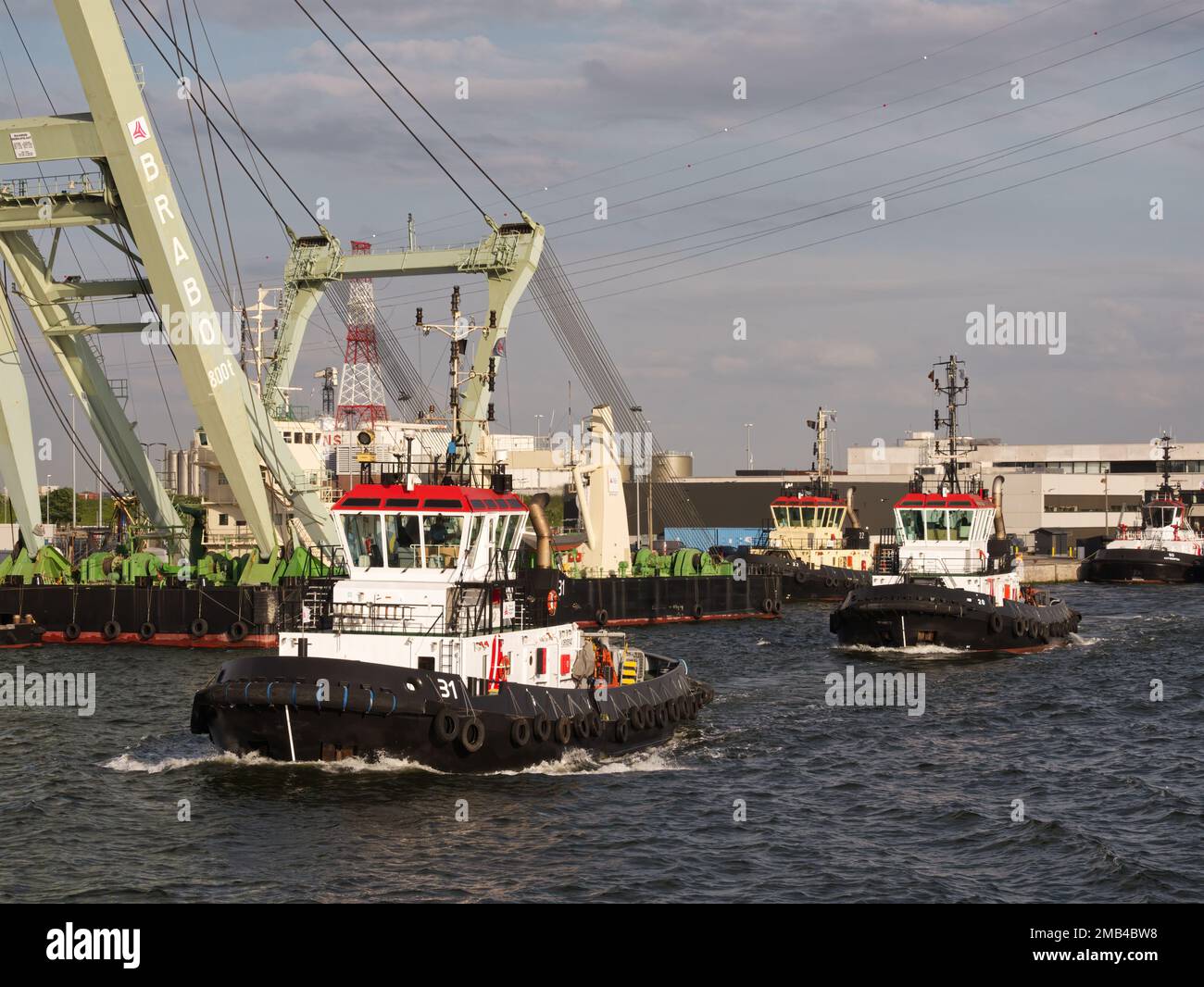 Tug boats in Antwerpen Stock Photo - Alamy